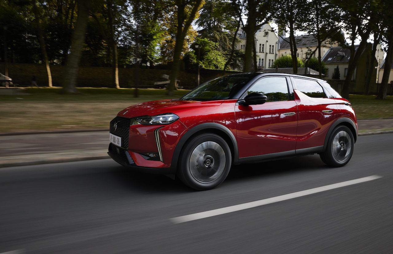 ElectricDrives | DS Automobile unveils New DS 3 E-TENSE electric car at ...