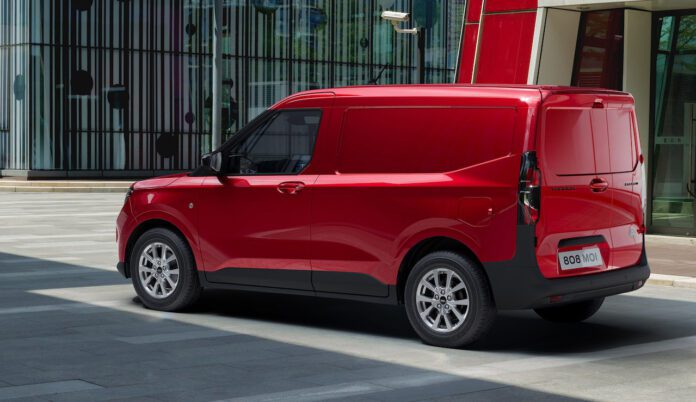 ElectricDrives | Ford unveils new E Transit Courier electric vehicle ...