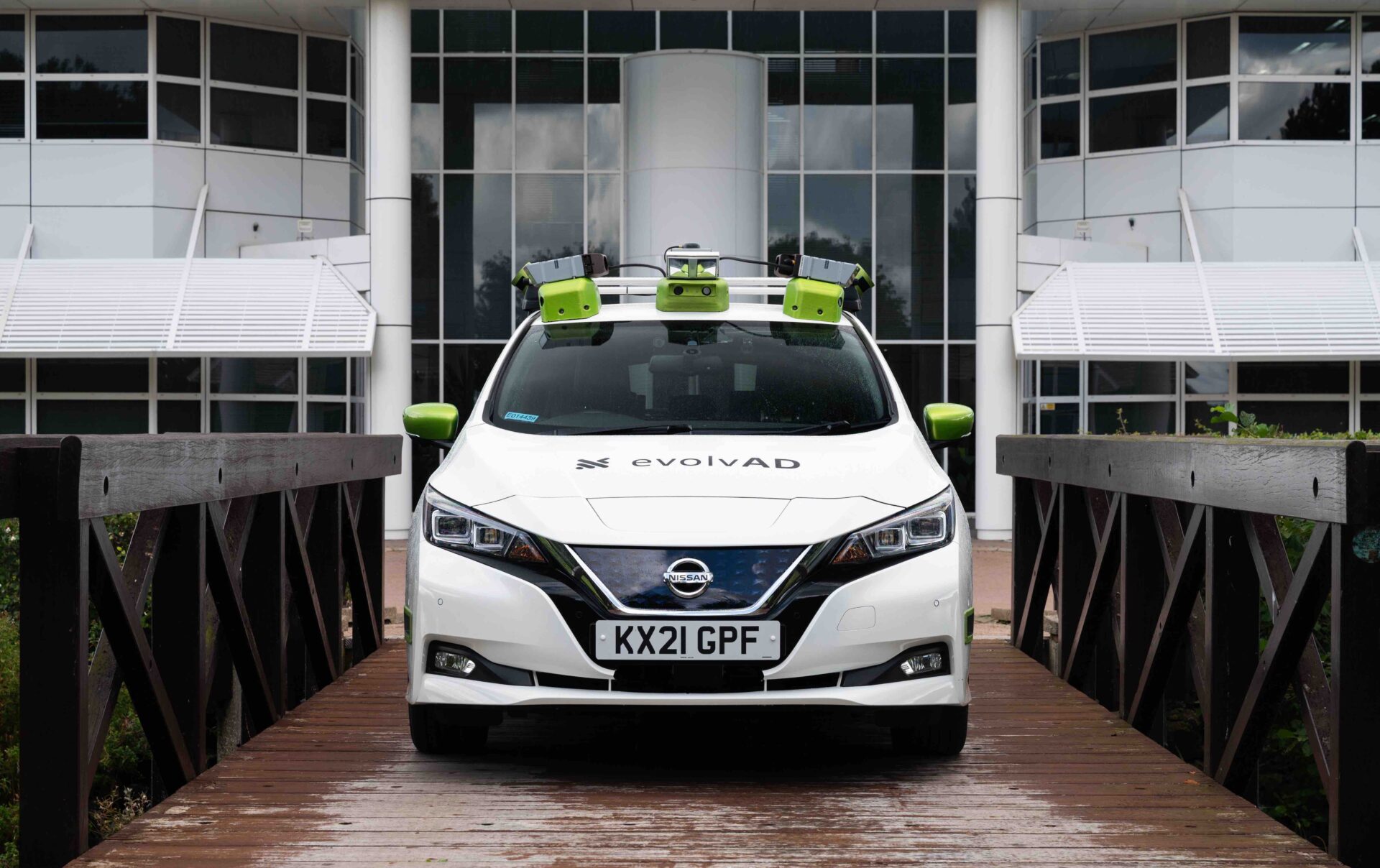 Nissan's Groundbreaking evolvAD Project: Pioneering Autonomous Driving ...
