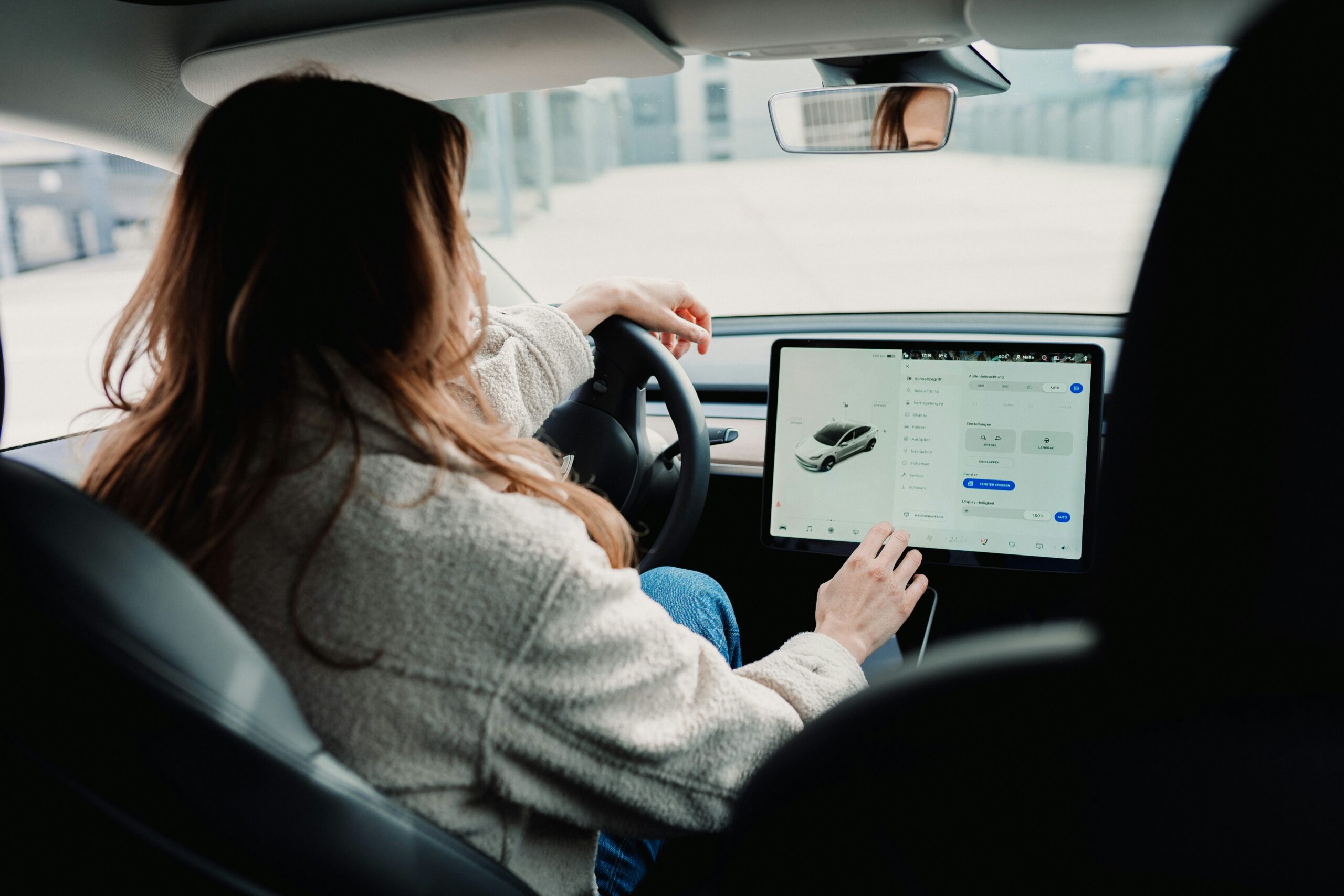 Erin Baker: Taking the jargon out of electric vehicles