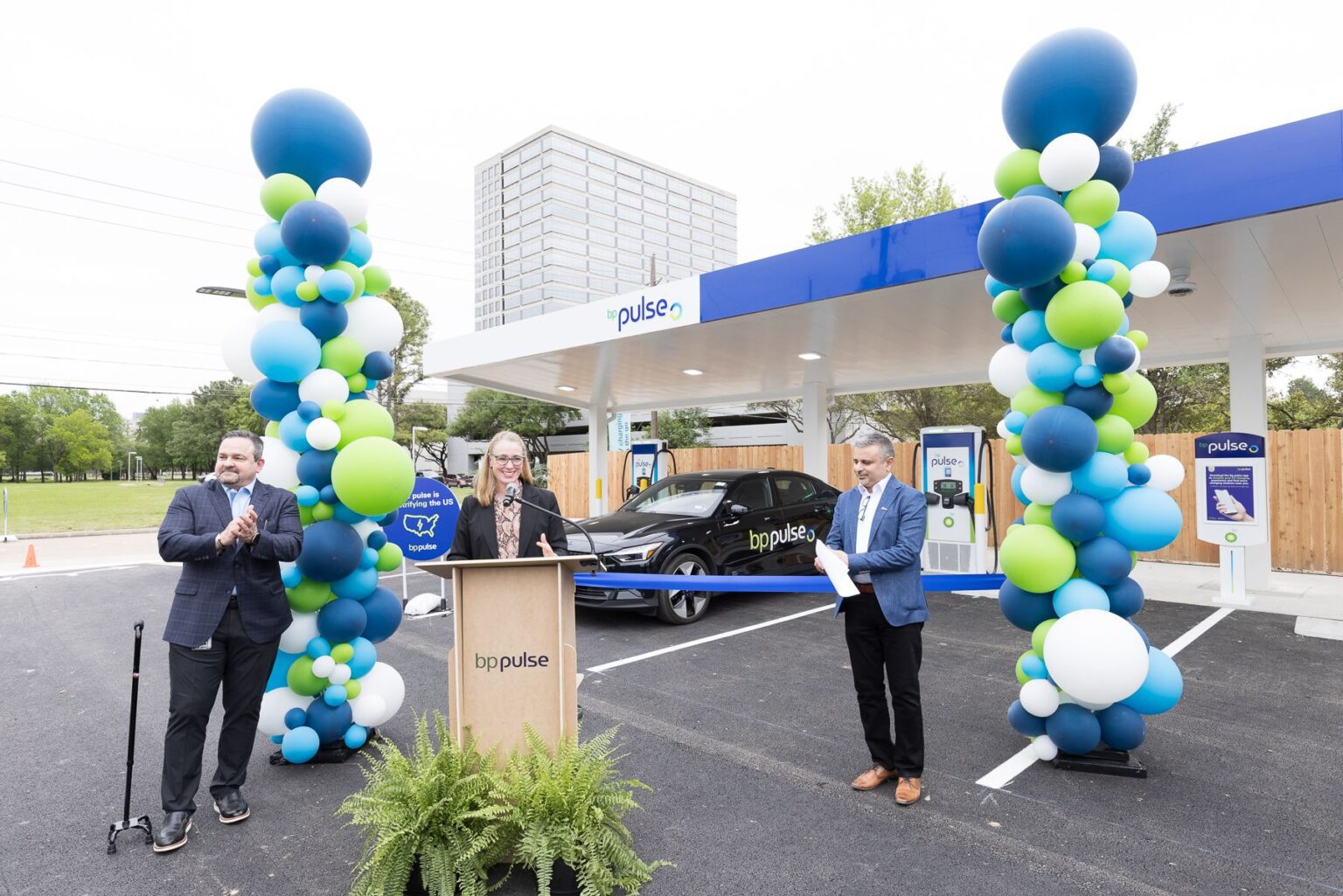 Houston, US, welcomes North America's first bp pulse Gigahub with 24 ...