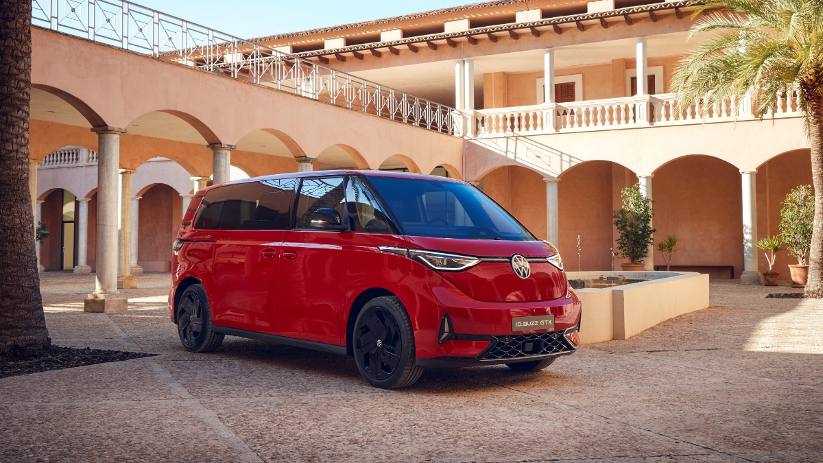 The Volkswagen ID. Buzz GTX: The powerful new ‘Bulli’ on the electric ...