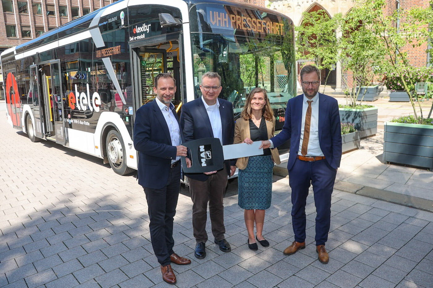 48 new MAN electric buses hit the streets of Hamburg, Germany
