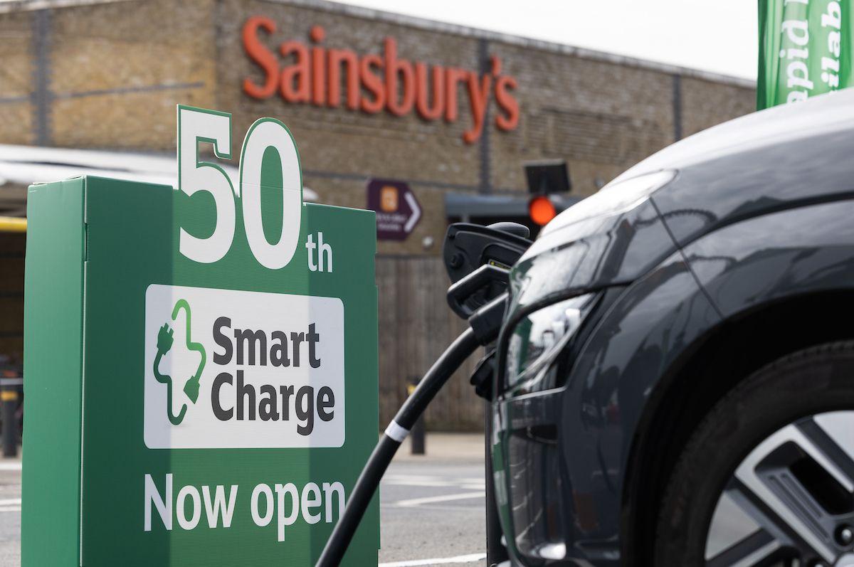 Sainsbury’s Smart Charge celebrates its 50th ultra-rapid charging hub ...