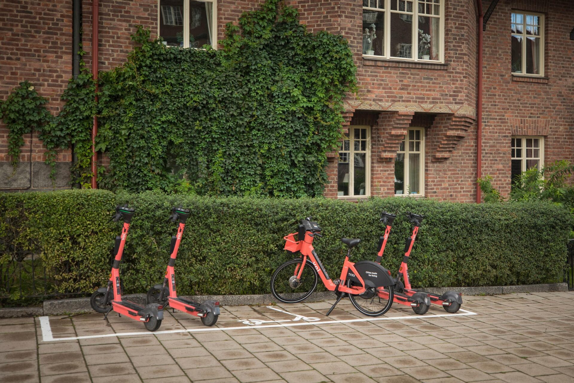 Voi brings 100 new ebikes to Oxford