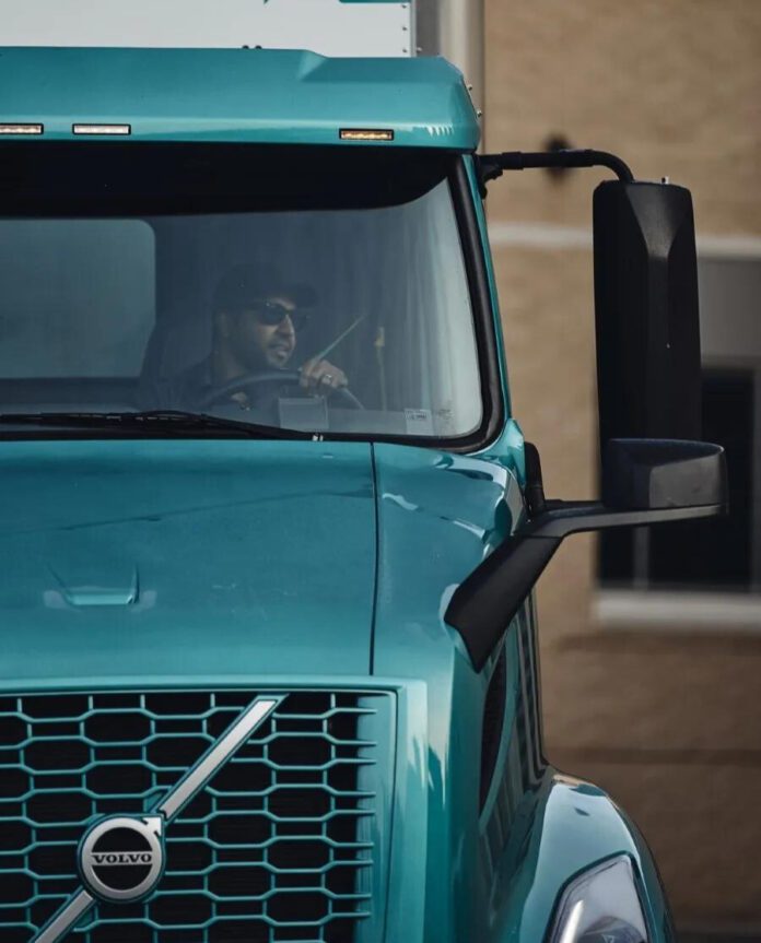 Volvo Trucks delivers 70 electric units to California, in $21.5m ...
