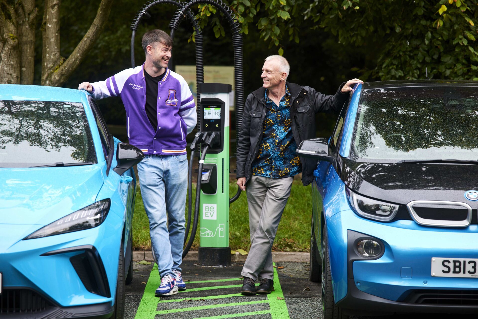 Decathlon Stockport, UK, unveils the region’s largest ultra-rapid EV ...
