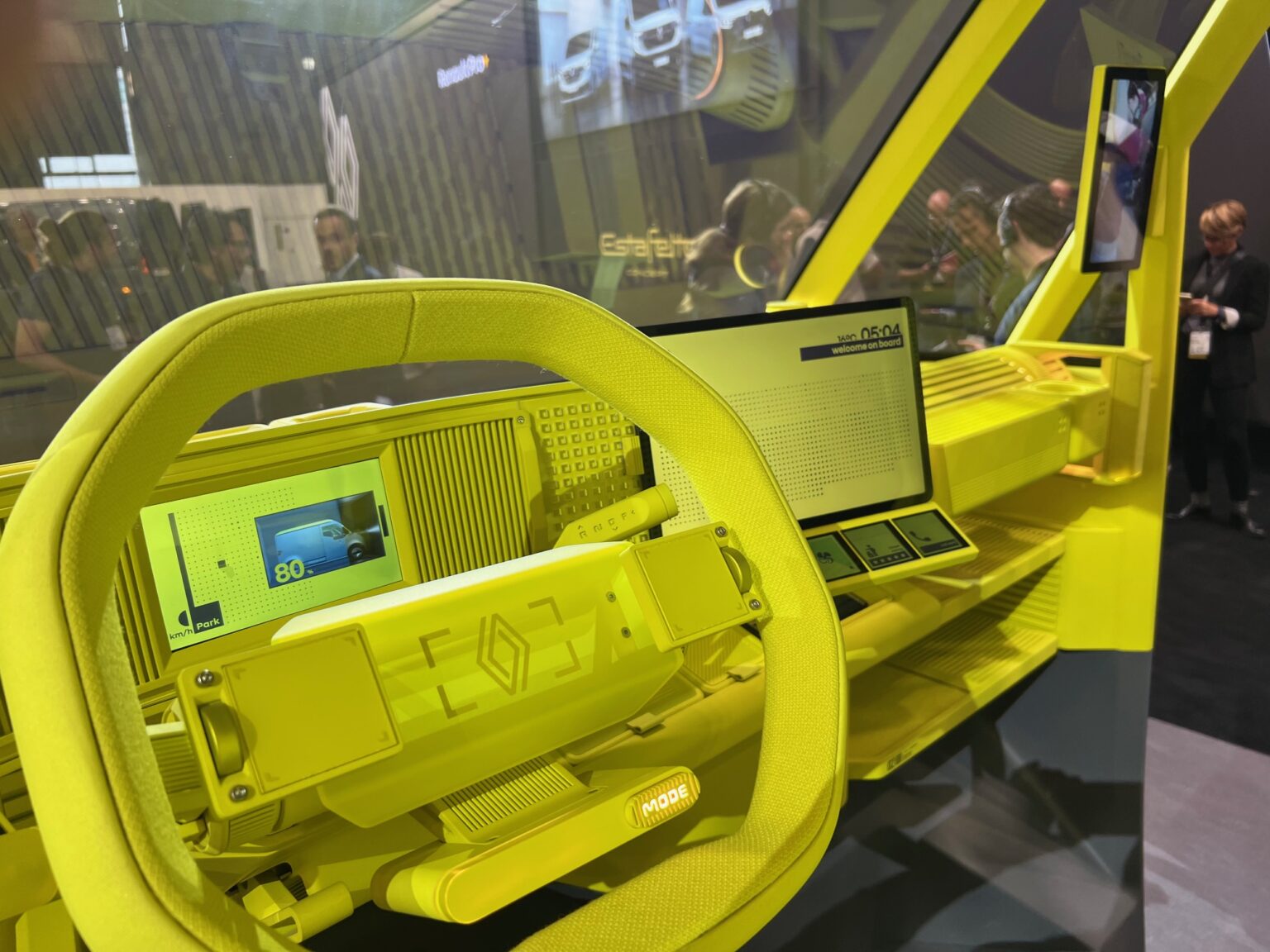 Renault urban electric van concept unveiled, at IAA