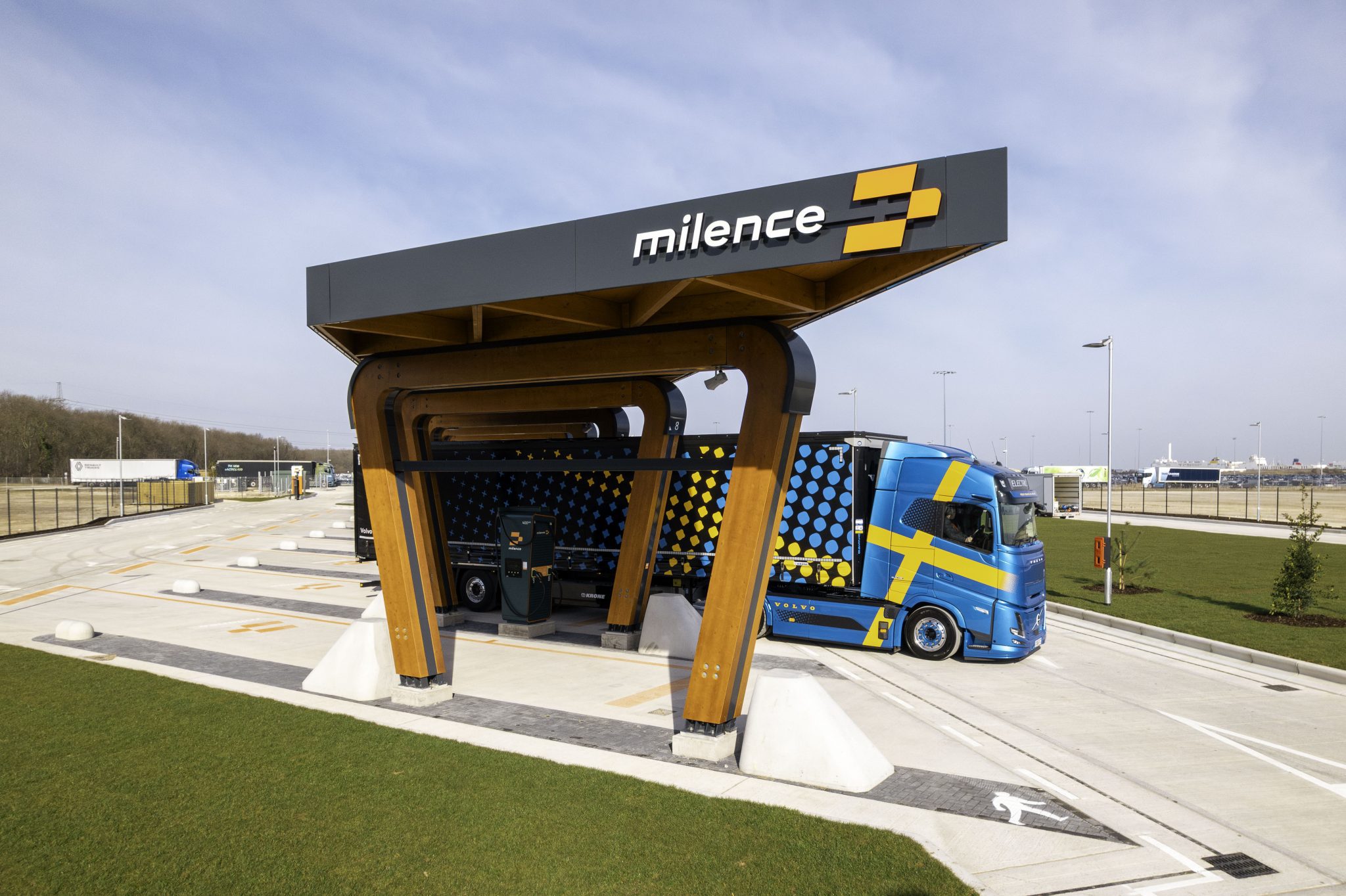 Milence opens first UK electric truck charging hub in Immingham