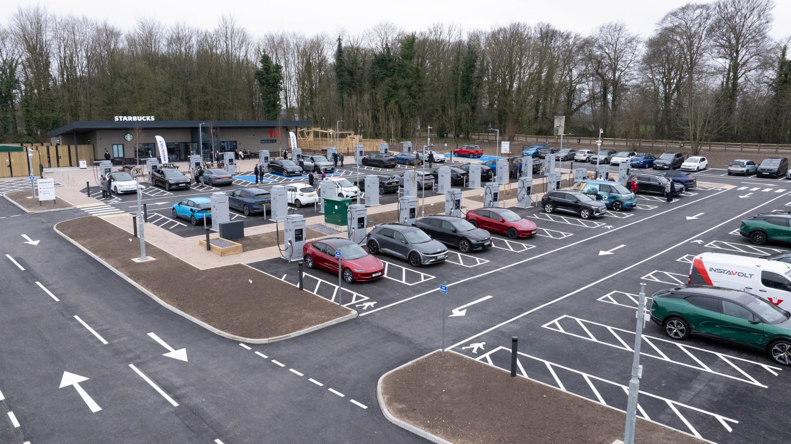 ElectricDrives | UK sees 25% rise in EV charging hubs in first half of 2025
