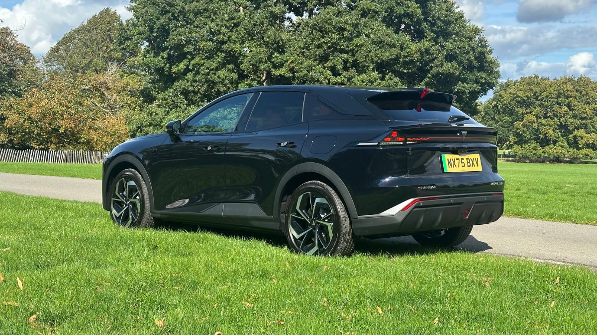 China’s Changan debuts in the UK, combining China-speed manufacturing ...
